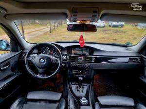 Melns BMW 330 2006 Alīta, ar dzinēja tilpumu 3.00 L un nobraukumu 350 tūkst. km par 4500 €, foto 16 vietnē AUTOMOTO.COM.LV