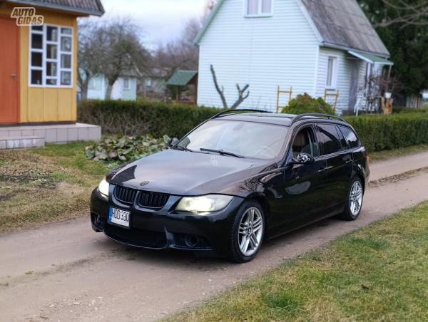 Black BMW 330 2006 in Kaunas, with an engine capacity of 3.00 L and mileage of 346 thousand km for 2900 €, photo 1 on AUTOMOTO.COM.LV