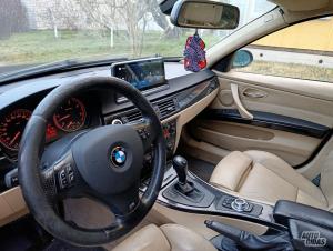 Black BMW 330 2006 in Kaunas, with an engine capacity of 3.00 L and mileage of 346 thousand km for 2900 €, photo 14 on AUTOMOTO.COM.LV