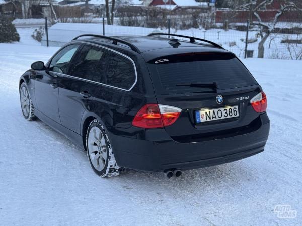 Black BMW 330 2006 in Ukmerge, with an engine capacity of 3.00 L and mileage of 335 thousand km for 3250 €, photo 3 on AUTOMOTO.COM.LV