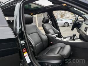 Melns BMW 330 2006 Valmiera, ar dzinēja tilpumu 3.00 L un nobraukumu 298 tūkst. km par 9500 €, foto 16 vietnē AUTOMOTO.COM.LV