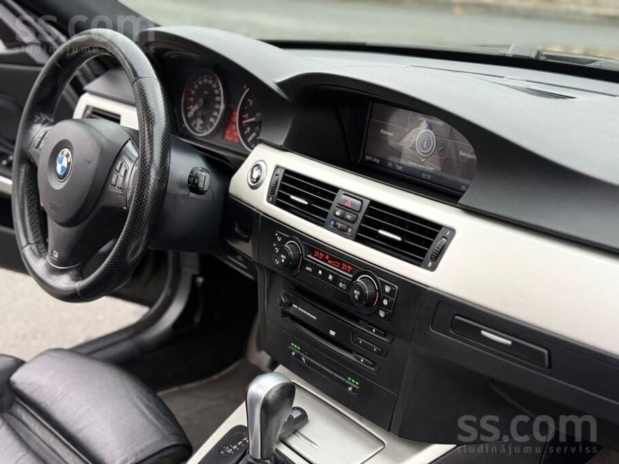 Melns BMW 330 2006 Valmiera, ar dzinēja tilpumu 3.00 L un nobraukumu 298 tūkst. km par 9500 €, foto 21 vietnē AUTOMOTO.COM.LV