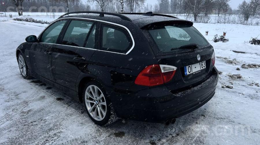 Melns BMW 330 2006 Aizkraukle, ar dzinēja tilpumu 3.00 L un nobraukumu 402 tūkst. km par 4900 €, foto 4 vietnē AUTOMOTO.COM.LV