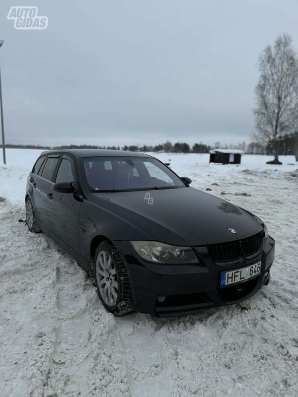 Melns BMW 330 2006 Klaipėda, ar dzinēja tilpumu 3.00 L un nobraukumu 390 tūkst. km par 3900 €, foto 2 vietnē AUTOMOTO.COM.LV