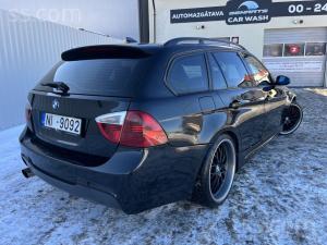 Black BMW 330 2006 in Riga, with an engine capacity of 3.00 L and mileage of 0 thousand km for 4990 €, photo 4 on AUTOMOTO.COM.LV