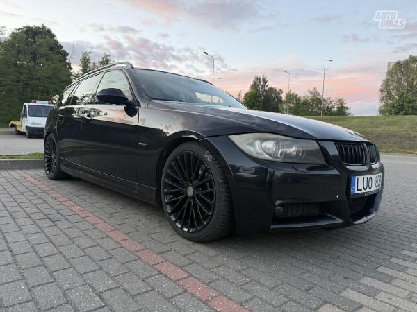Black BMW 330 2006 in Jonava, with an engine capacity of 3.00 L and mileage of 433 thousand km for 6300 €, photo 1 on AUTOMOTO.COM.LV