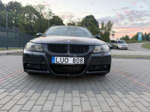Black BMW 330 2006 in Jonava, with an engine capacity of 3.00 L and mileage of 433 thousand km for 6300 €, photo 3 on AUTOMOTO.COM.LV
