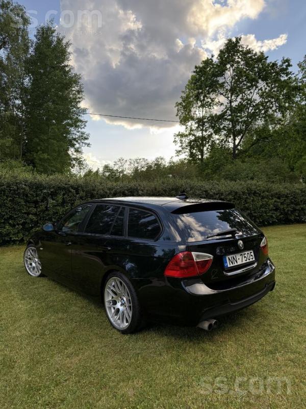Melns BMW 330 2006 Jelgava, ar dzinēja tilpumu 3.00 L un nobraukumu 0 tūkst. km par 6680 €, foto 8 vietnē AUTOMOTO.COM.LV