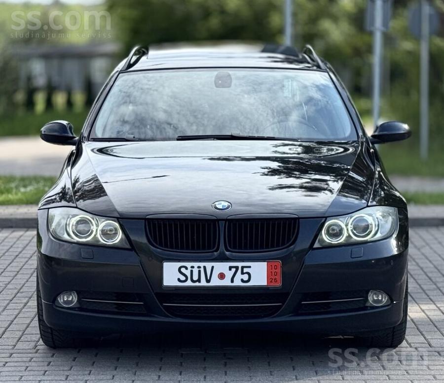 Black BMW 330 2006 in Jurmala, with an engine capacity of 3.00 L and mileage of 0 thousand km for 4990 €, photo 1 on AUTOMOTO.COM.LV