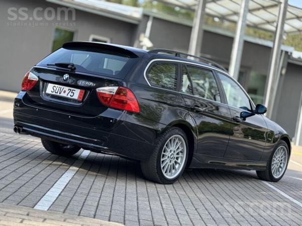 Black BMW 330 2006 in Jurmala, with an engine capacity of 3.00 L and mileage of 0 thousand km for 4990 €, photo 2 on AUTOMOTO.COM.LV
