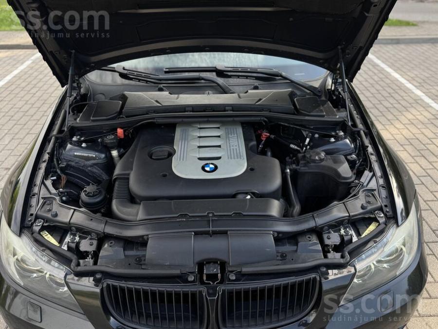 Black BMW 330 2006 in Jurmala, with an engine capacity of 3.00 L and mileage of 0 thousand km for 4990 €, photo 26 on AUTOMOTO.COM.LV