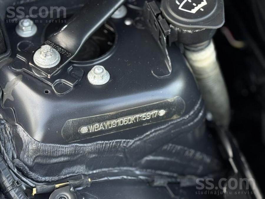 Black BMW 330 2006 in Jurmala, with an engine capacity of 3.00 L and mileage of 0 thousand km for 4990 €, photo 27 on AUTOMOTO.COM.LV