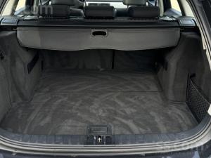 Black BMW 330 2006 in Jurmala, with an engine capacity of 3.00 L and mileage of 0 thousand km for 4990 €, photo 28 on AUTOMOTO.COM.LV