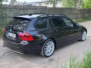Melns BMW 330 2006 Ventspils, ar dzinēja tilpumu 3.00 L un nobraukumu 292 tūkst. km par 5300 €, foto 6 vietnē AUTOMOTO.COM.LV
