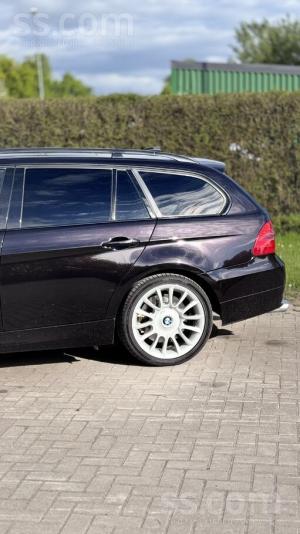 Melns BMW 330 2006 Ventspils, ar dzinēja tilpumu 3.00 L un nobraukumu 292 tūkst. km par 5300 €, foto 13 vietnē AUTOMOTO.COM.LV