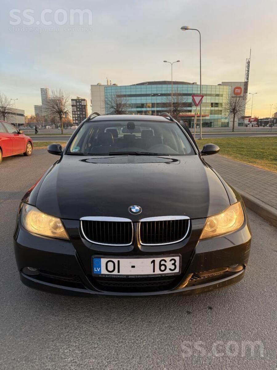 Melns BMW 330 2006 Rīga, ar dzinēja tilpumu 3.00 L un nobraukumu 402 tūkst. km par 4000 €, foto 1 vietnē AUTOMOTO.COM.LV