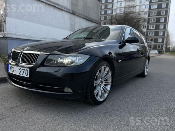 Black BMW 330 2006 in Riga, with an engine capacity of 3.00 L and mileage of 255 thousand km for 3999 €, photo 1 on AUTOMOTO.COM.LV
