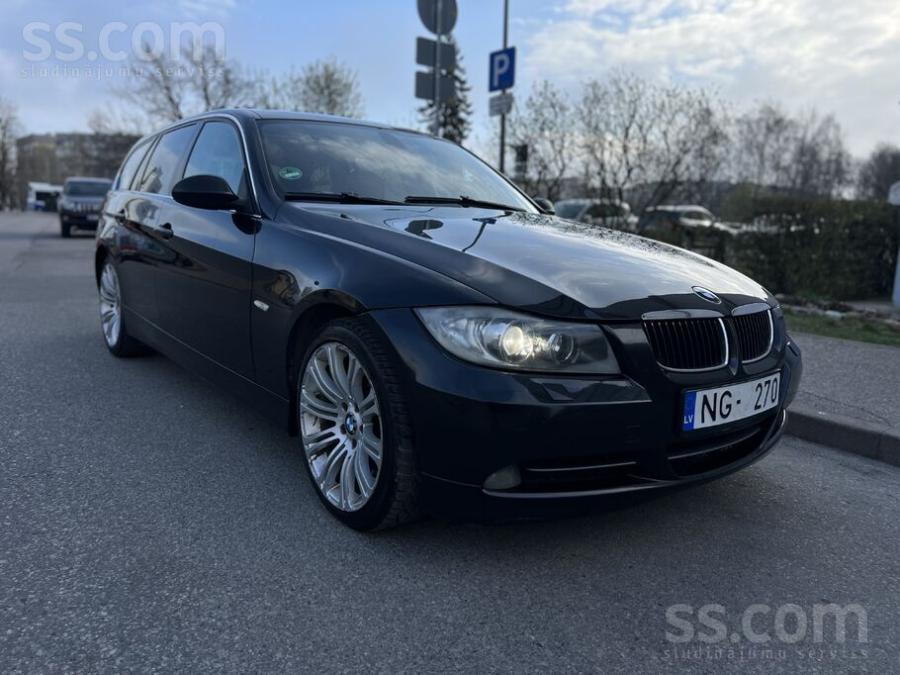 Black BMW 330 2006 in Riga, with an engine capacity of 3.00 L and mileage of 255 thousand km for 3999 €, photo 4 on AUTOMOTO.COM.LV