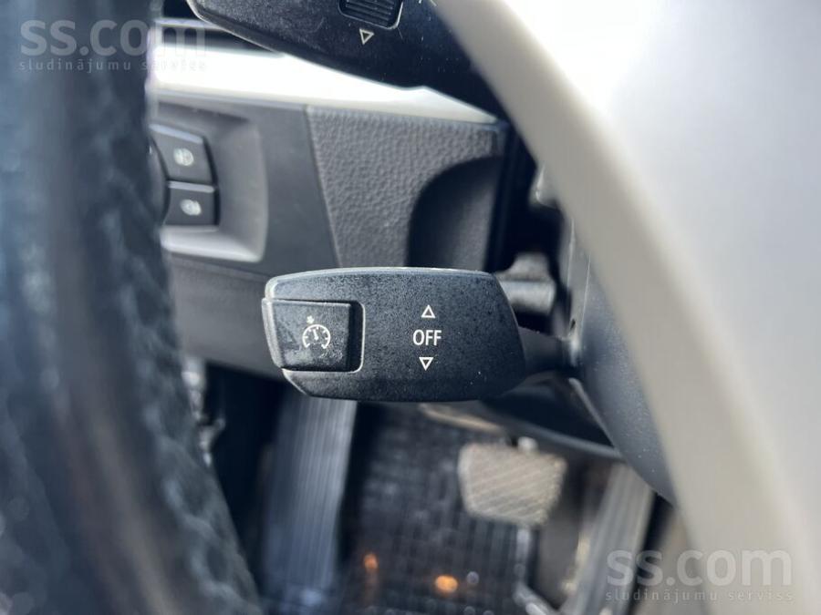 Black BMW 330 2006 in Riga, with an engine capacity of 3.00 L and mileage of 255 thousand km for 3999 €, photo 15 on AUTOMOTO.COM.LV