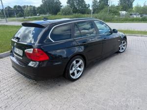 Black BMW 330 2006 in Riga, with an engine capacity of 3.00 L and mileage of 320 thousand km for 3250 €, photo 6 on AUTOMOTO.COM.LV