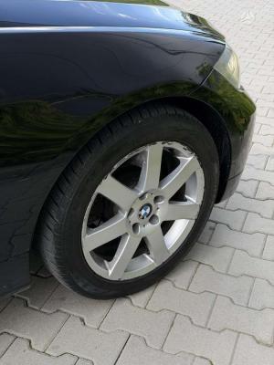 Black BMW 330 2006 in Vilnius, with an engine capacity of 2.99 L and mileage of 369 thousand km for 3950 €, photo 13 on AUTOMOTO.COM.LV