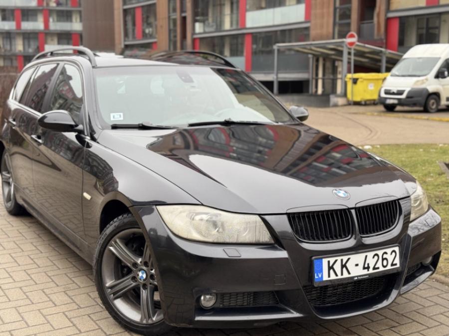 Melns BMW 330 2006 Rīga, ar dzinēja tilpumu 3.00 L un nobraukumu 346 tūkst. km par 4490 €, foto 1 vietnē AUTOMOTO.COM.LV