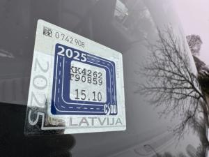 Melns BMW 330 2006 Rīga, ar dzinēja tilpumu 3.00 L un nobraukumu 346 tūkst. km par 4490 €, foto 3 vietnē AUTOMOTO.COM.LV