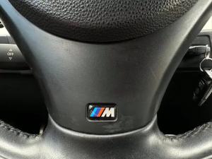 Black BMW 330 2006 in Riga, with an engine capacity of 3.00 L and mileage of 239 thousand km for 4990 €, photo 18 on AUTOMOTO.COM.LV