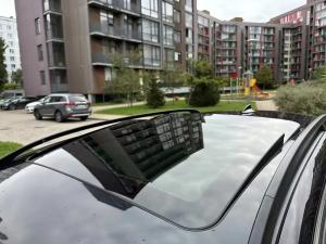 Black BMW 330 2006 in Riga, with an engine capacity of 3.00 L and mileage of 307 thousand km for 4390 €, photo 10 on AUTOMOTO.COM.LV