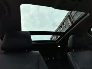 Black BMW 330 2006 in Riga, with an engine capacity of 3.00 L and mileage of 307 thousand km for 4390 €, photo 13 on AUTOMOTO.COM.LV