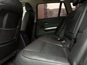 Black BMW 330 2006 in Riga, with an engine capacity of 3.00 L and mileage of 307 thousand km for 4390 €, photo 14 on AUTOMOTO.COM.LV