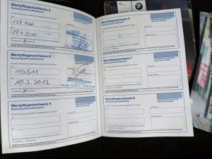 Black BMW 330 2006 in Riga, with an engine capacity of 3.00 L and mileage of 346 thousand km for 3190 €, photo 30 on AUTOMOTO.COM.LV