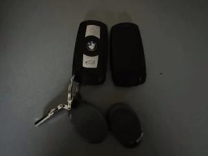Black BMW 330 2006 in Riga, with an engine capacity of 3.00 L and mileage of 346 thousand km for 3190 €, photo 40 on AUTOMOTO.COM.LV