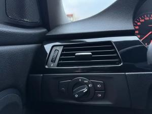 Black BMW 330 2006 in Riga, with an engine capacity of 3.00 L and mileage of 281 thousand km for 4990 €, photo 22 on AUTOMOTO.COM.LV
