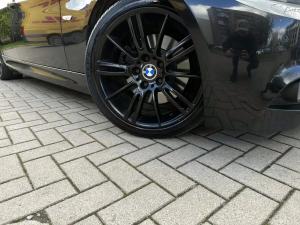 Melns BMW 330 2006 Rīga, ar dzinēja tilpumu 3.00 L un nobraukumu 334 tūkst. km par 4490 €, foto 3 vietnē AUTOMOTO.COM.LV