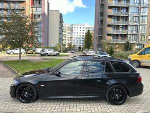 Melns BMW 330 2006 Rīga, ar dzinēja tilpumu 3.00 L un nobraukumu 334 tūkst. km par 4490 €, foto 5 vietnē AUTOMOTO.COM.LV