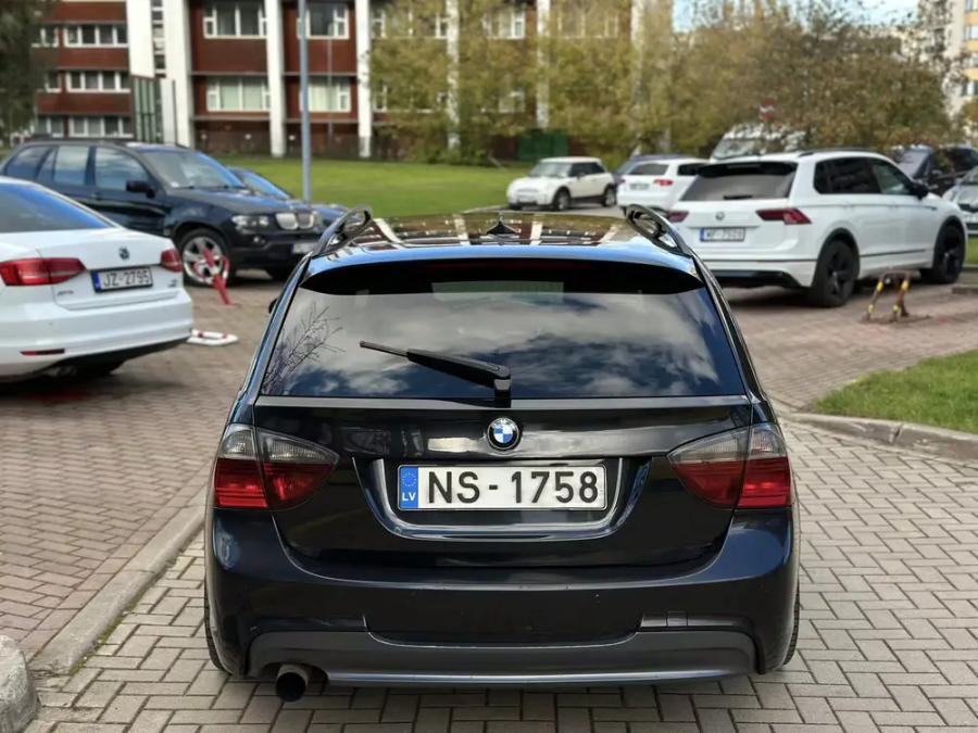 Melns BMW 330 2006 Rīga, ar dzinēja tilpumu 3.00 L un nobraukumu 334 tūkst. km par 4490 €, foto 6 vietnē AUTOMOTO.COM.LV