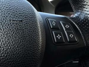 Melns BMW 330 2006 Rīga, ar dzinēja tilpumu 3.00 L un nobraukumu 334 tūkst. km par 4490 €, foto 22 vietnē AUTOMOTO.COM.LV