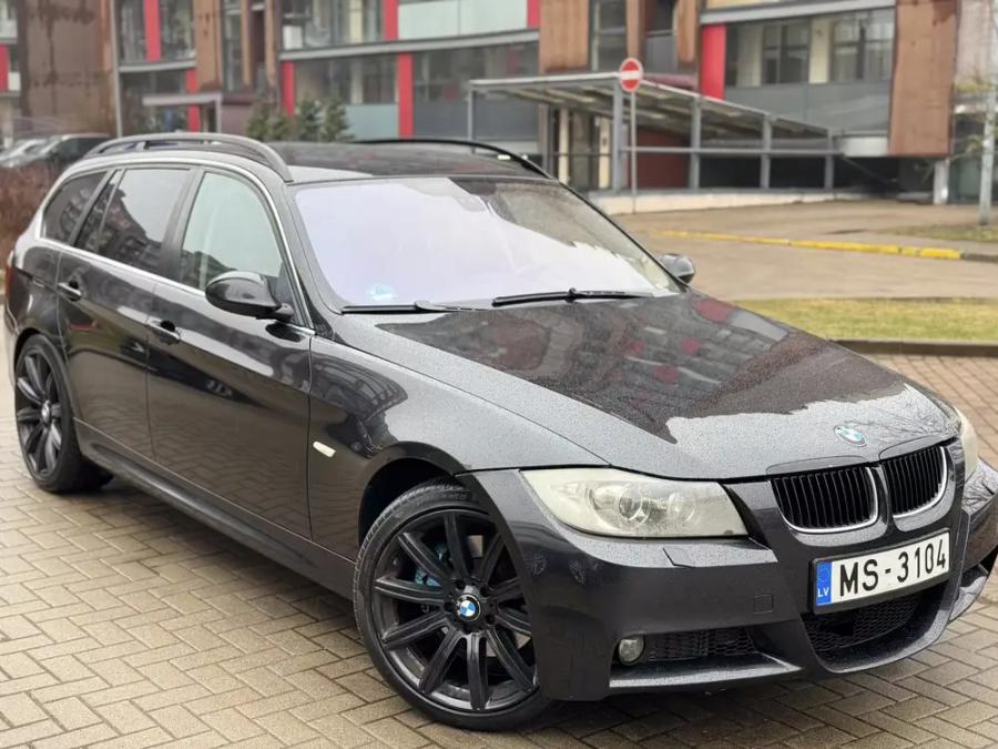 Black BMW 330 2006 in Riga, with an engine capacity of 3.00 L and mileage of 360 thousand km for 4790 €, photo 1 on AUTOMOTO.COM.LV