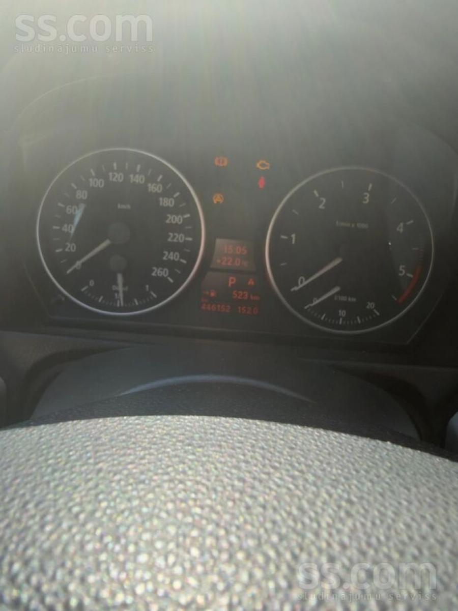 Melns BMW 330 2006 Balvi, ar dzinēja tilpumu 3.00 L un nobraukumu 446 tūkst. km par 3500 €, foto 3 vietnē AUTOMOTO.COM.LV