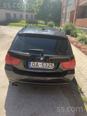 Melns BMW 330 2006 Balvi, ar dzinēja tilpumu 3.00 L un nobraukumu 446 tūkst. km par 3500 €, foto 8 vietnē AUTOMOTO.COM.LV