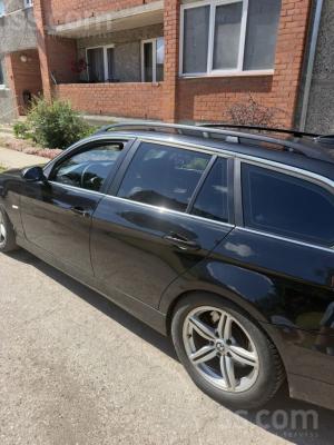 Melns BMW 330 2006 Balvi, ar dzinēja tilpumu 3.00 L un nobraukumu 446 tūkst. km par 3500 €, foto 9 vietnē AUTOMOTO.COM.LV