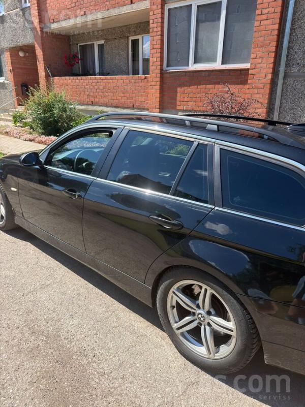 Melns BMW 330 2006 Balvi, ar dzinēja tilpumu 3.00 L un nobraukumu 446 tūkst. km par 3500 €, foto 4 vietnē AUTOMOTO.COM.LV