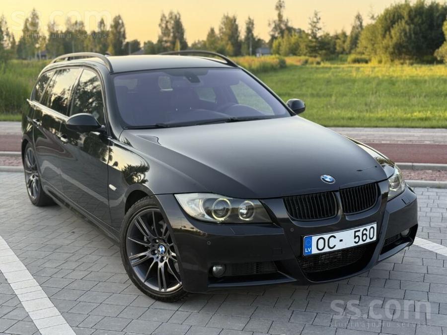 Black BMW 330 2006 in Jelgava, with an engine capacity of 3.00 L and mileage of 323 thousand km for 5990 €, photo 3 on AUTOMOTO.COM.LV