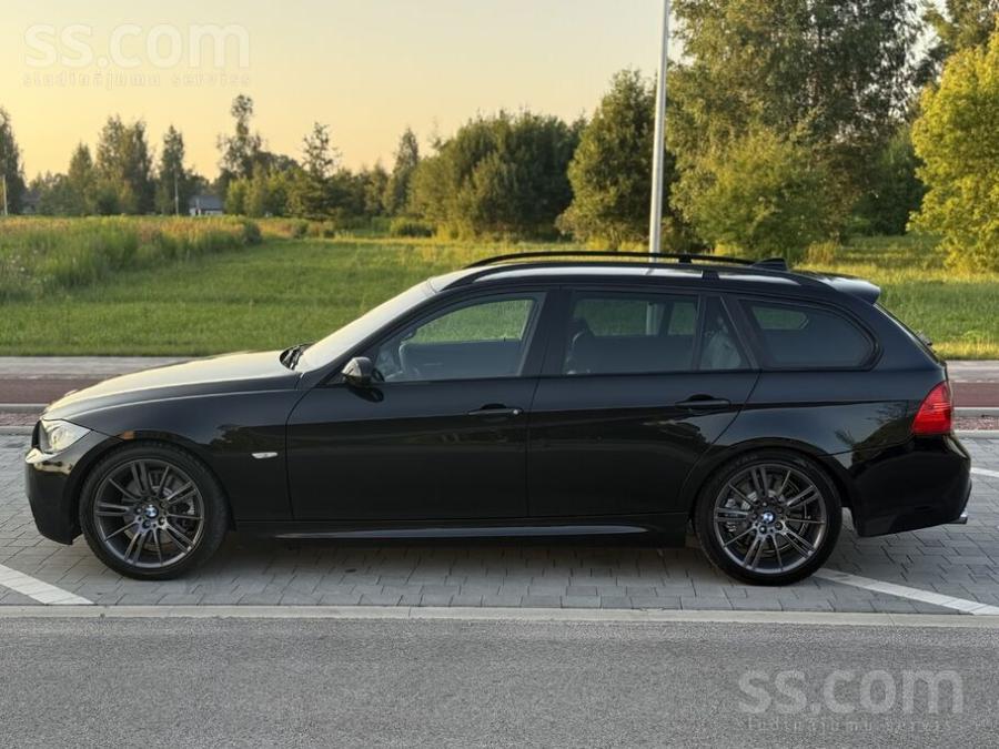 Black BMW 330 2006 in Jelgava, with an engine capacity of 3.00 L and mileage of 323 thousand km for 5990 €, photo 5 on AUTOMOTO.COM.LV