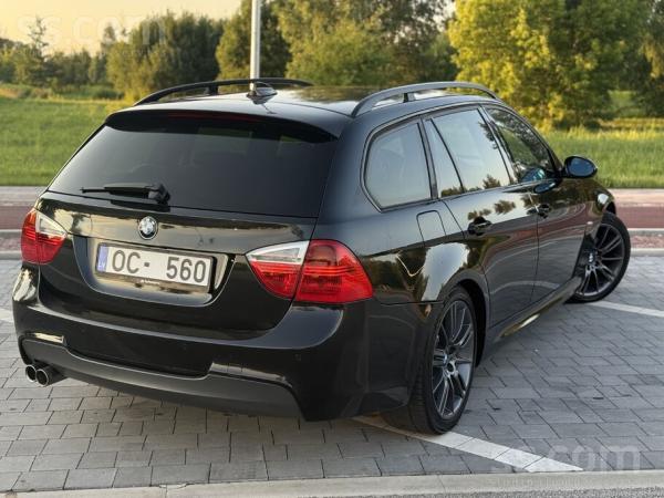 Black BMW 330 2006 in Jelgava, with an engine capacity of 3.00 L and mileage of 323 thousand km for 5990 €, photo 7 on AUTOMOTO.COM.LV