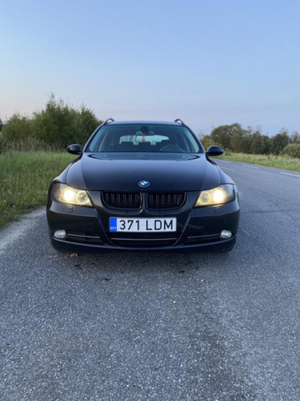 Melns BMW 330 2006 Jegeva, ar dzinēja tilpumu 3.00 L un nobraukumu 370 tūkst. km par 5000 €, foto 2 vietnē AUTOMOTO.COM.LV