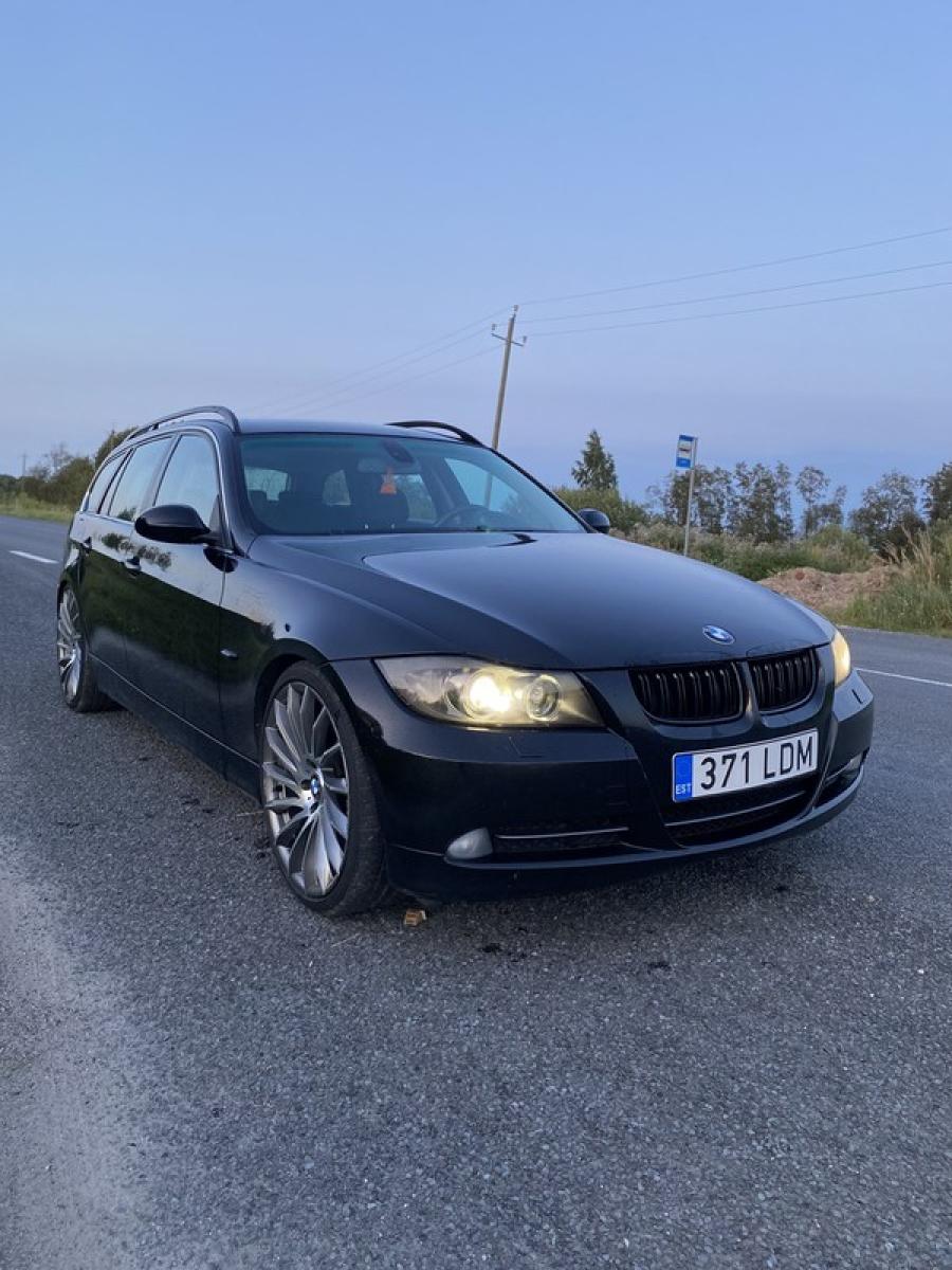 Melns BMW 330 2006 Jegeva, ar dzinēja tilpumu 3.00 L un nobraukumu 370 tūkst. km par 5000 €, foto 10 vietnē AUTOMOTO.COM.LV