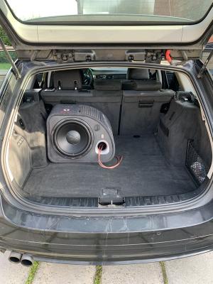 Melns BMW 330 2006 Jegeva, ar dzinēja tilpumu 3.00 L un nobraukumu 370 tūkst. km par 5000 €, foto 16 vietnē AUTOMOTO.COM.LV