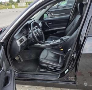 Melns BMW 330 2006 Šauļi, ar dzinēja tilpumu 2.99 L un nobraukumu 366 tūkst. km par 4200 €, foto 21 vietnē AUTOMOTO.COM.LV
